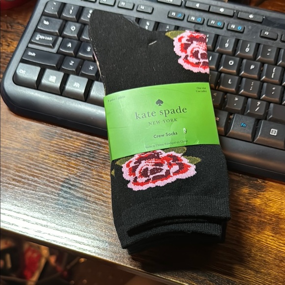 kate spade | Accessories | Kate Spade Womens Nwt Black Floral Crew ...
